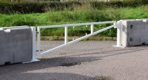 Gallows Access Gate to Control Vehicle Access