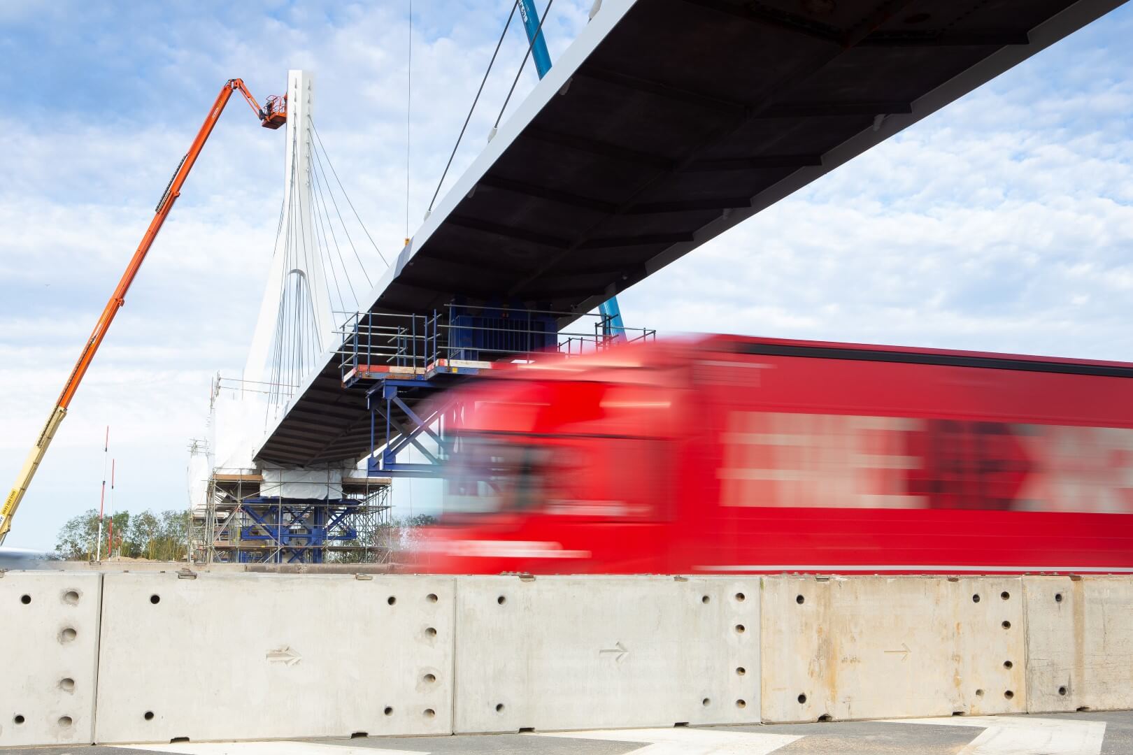 MAXIBLOC THVCB concrete barrier solution